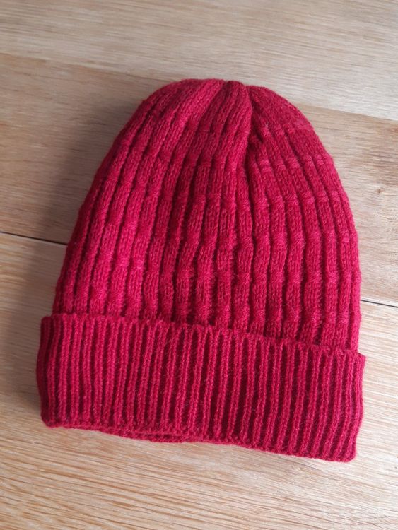 Bonnet rouge doublé polaire (D'occasion) à Genève pour CHF 4 – avec ...