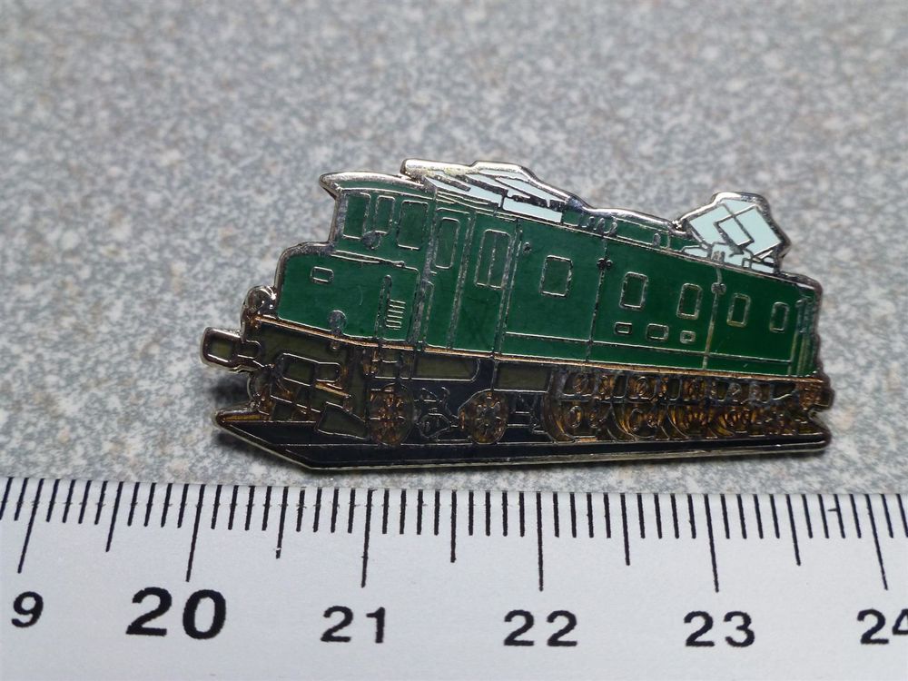 PIN BAHN ZUG LOKOMOTIVE LOK (Gebraucht) in Gränichen für CHF 3 – mit Lieferung auf Ricardo kaufen