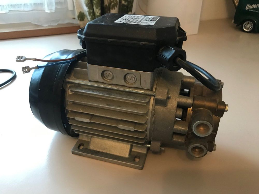Pumpe SIMACO KN 43 (Neu und originalverpackt) in Thusis für CHF 50 ...