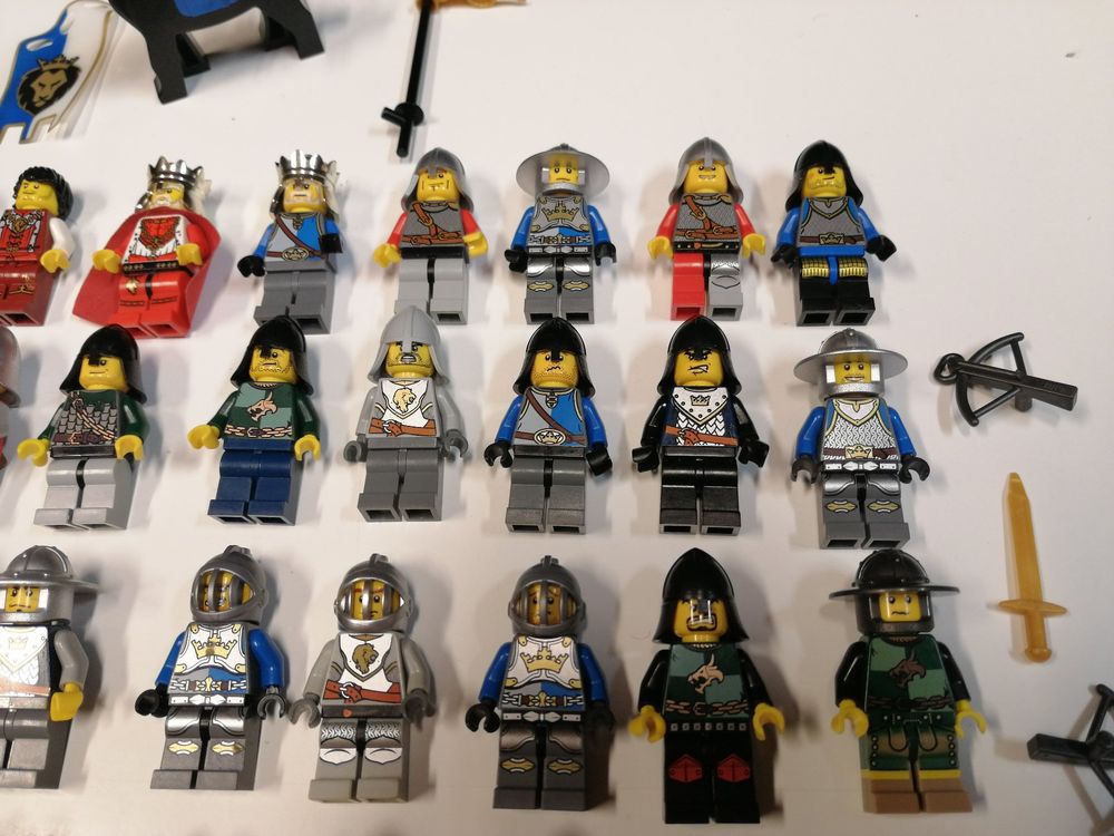 Lego Ritter Minifiguren 4 (Gebraucht) in Sils im Domleschg für CHF 129 ...