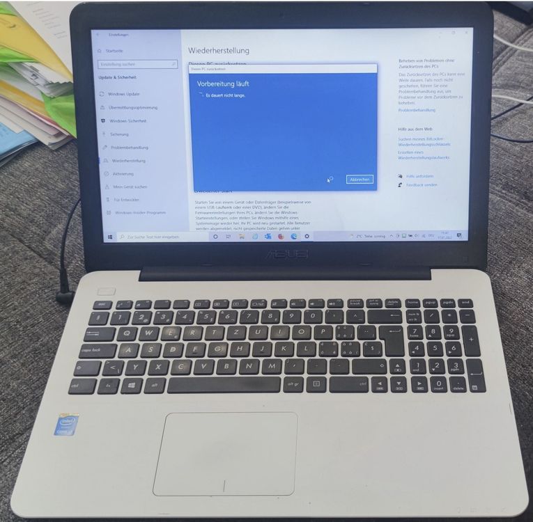 Laptop ASUS X555LAB (Gebraucht) in Wollerau für CHF 121 – mit Lieferung ...