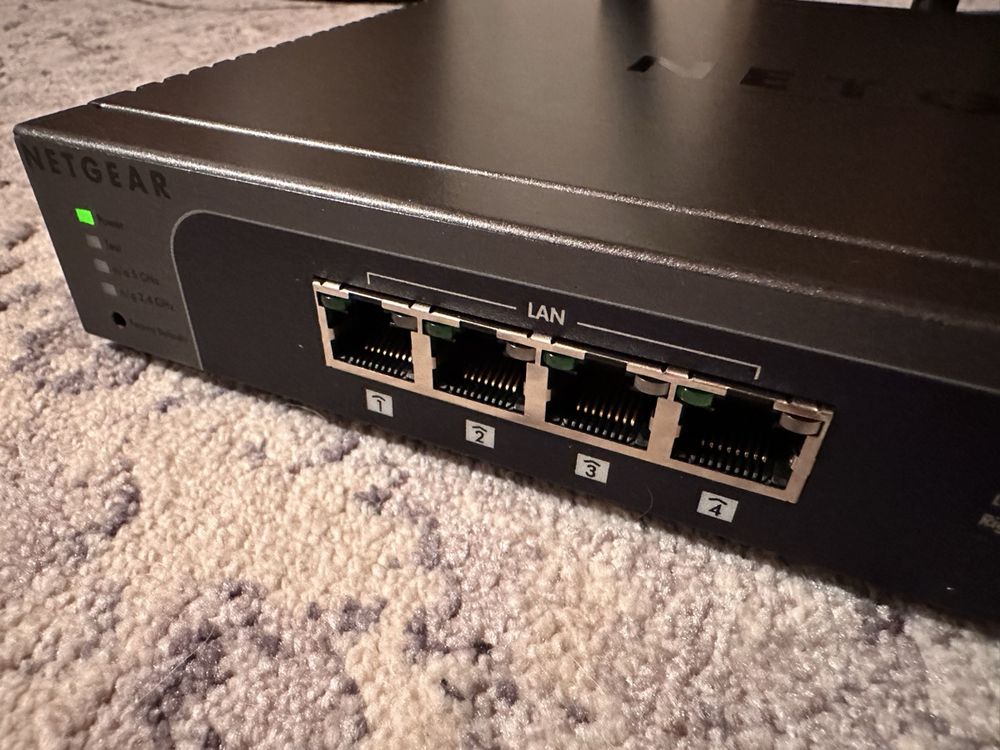 Netgear Prosafe Wireless-N Firewall VPN Router SRXN3205 Top! (Gebraucht ...