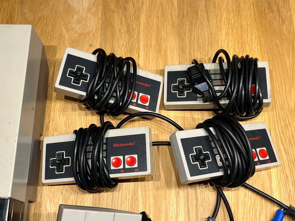 NES + Mario Bros 4 Controller Nintendo Entertainment System | Kaufen ...