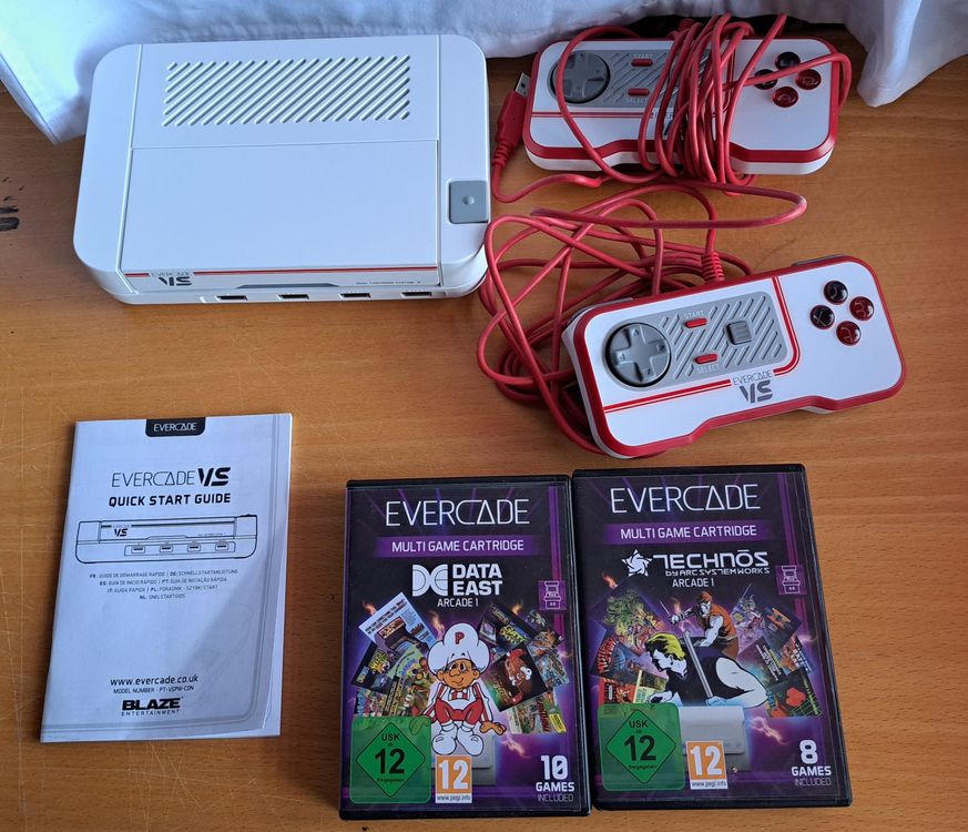 Evercade VS Premium Pack Konsole | Kaufen auf Ricardo