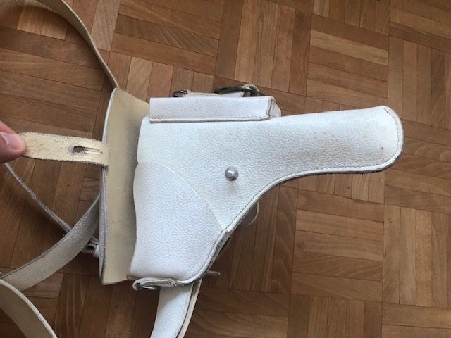 Armee/Polizei Holster weiss für SIG P210, Gürtel, Riemen (Gebraucht) in ...