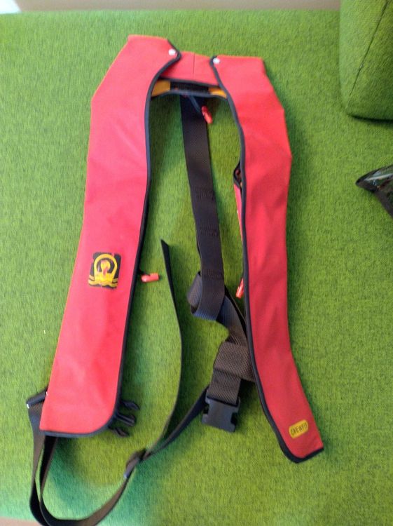 Automatische Schwimmweste Crewfit | Kaufen auf Ricardo