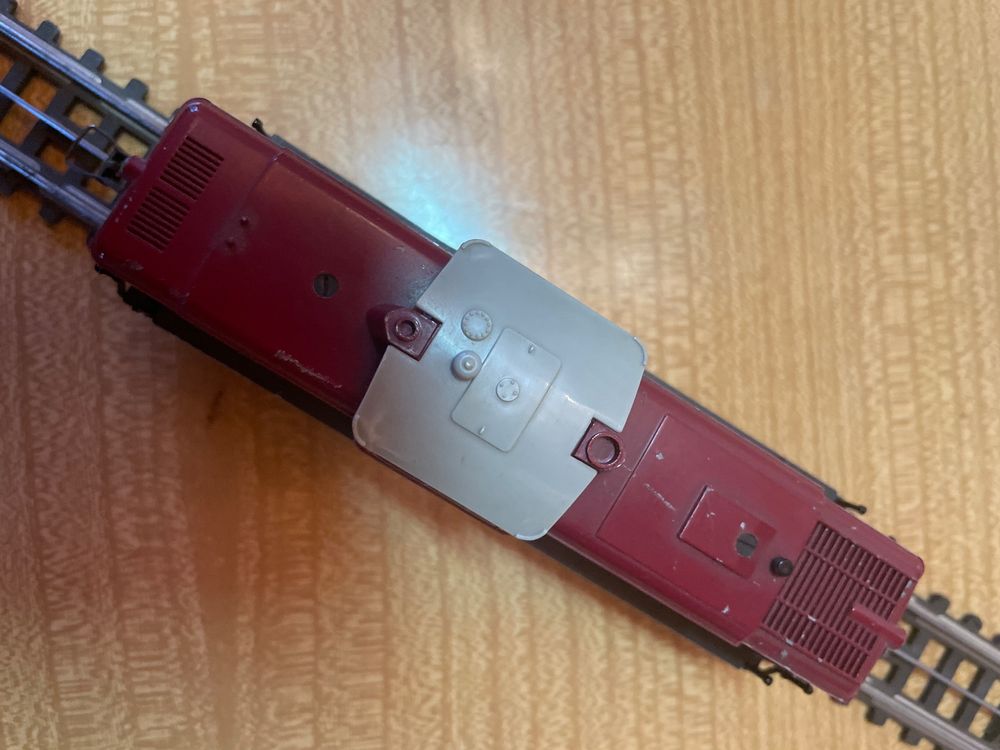 Trix Express 2267 DB V 100 009, H0 (Gebraucht) in Suhr für CHF 8 – mit Lieferung auf Ricardo kaufen