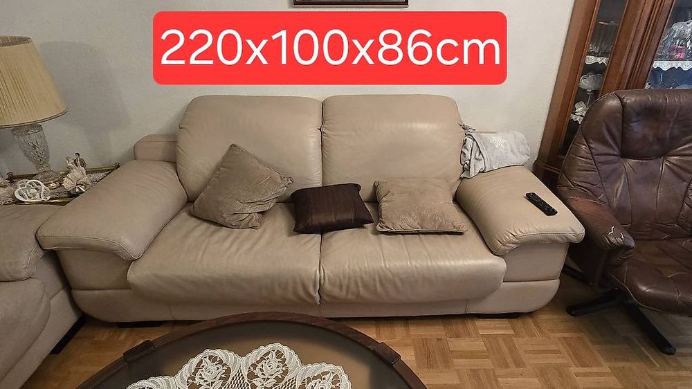 2er & 3er Sofa Echtleder (Gebraucht) in Spreitenbach für CHF 100 – nur Abholung auf Ricardo kaufen