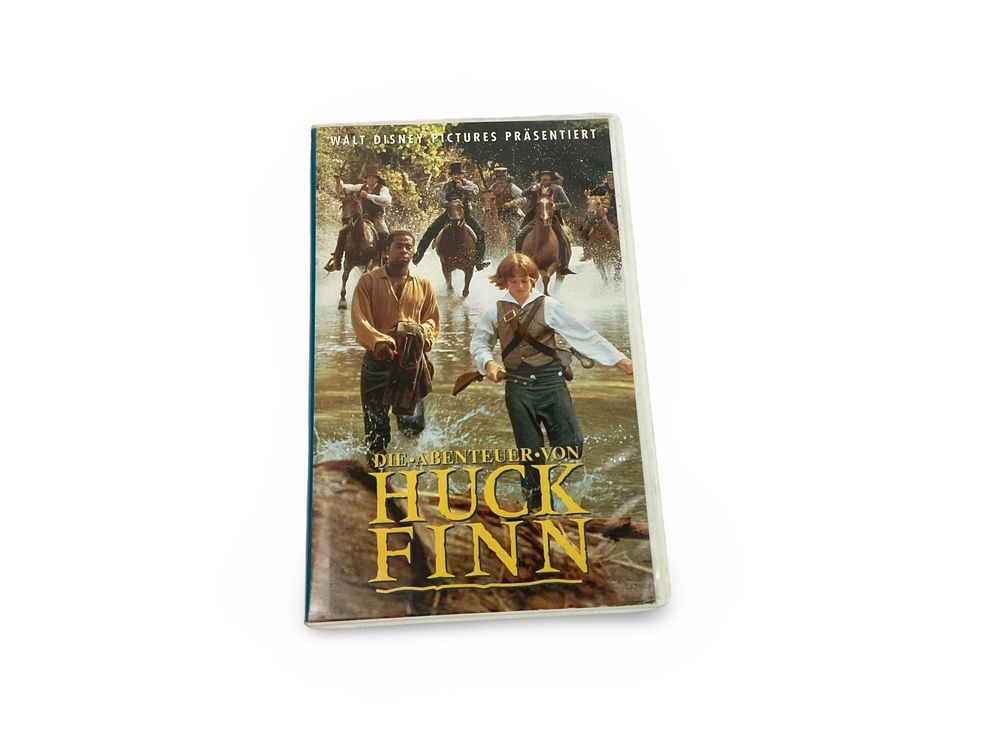 WALT DISNEY VHS Videokassette Huck Finn 1993 USA Elijah Wood (Gebraucht ...