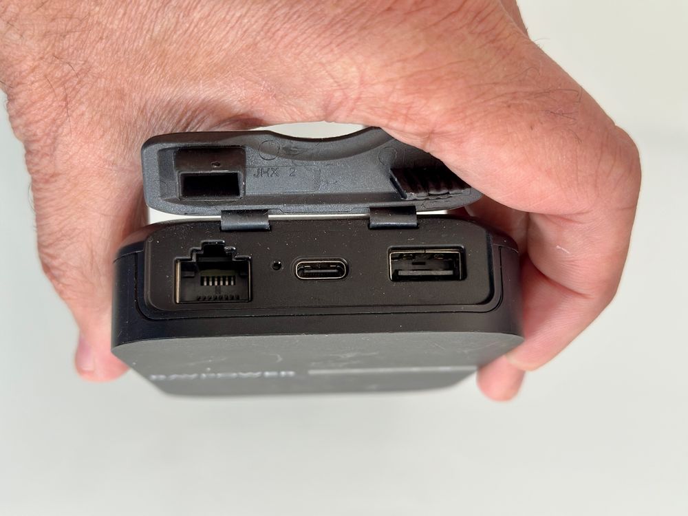 RAV Power Filehub Travel / Mobile WIFI Router and Power Bank (Gebraucht ...