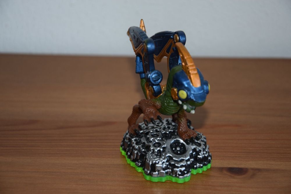 Skylanders Figur: Drobot Serie 1 (level 12 + upgrade) | Kaufen auf Ricardo