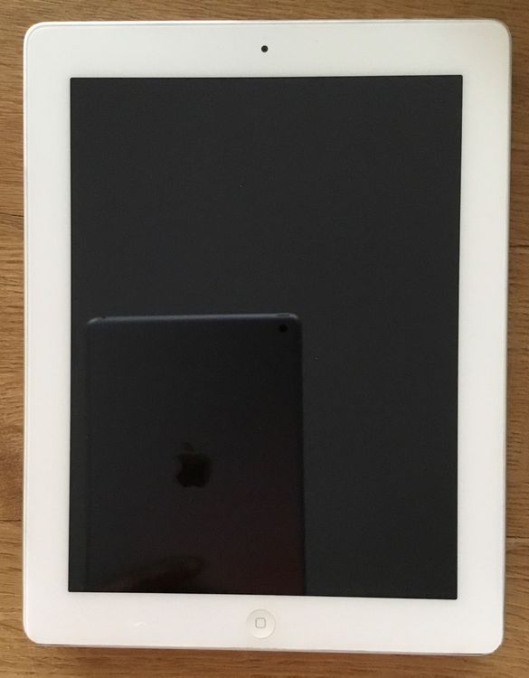 iPad Apple Model A 1458 (Gebraucht) in Menziken für CHF 27 – mit ...