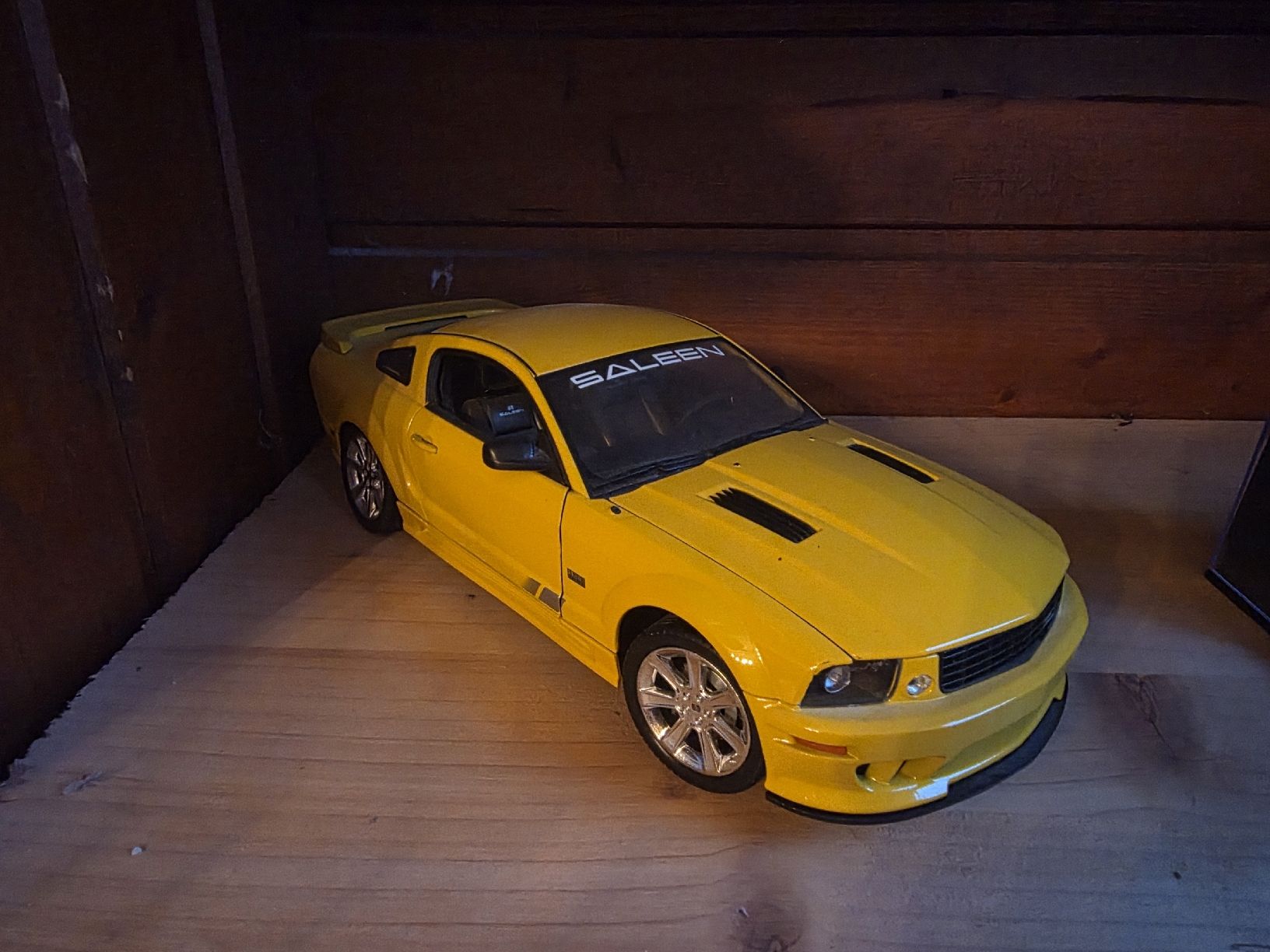 saleen 1/18 autoart (Usato) a LE SENTIER per CHF 70 – con consegna ...