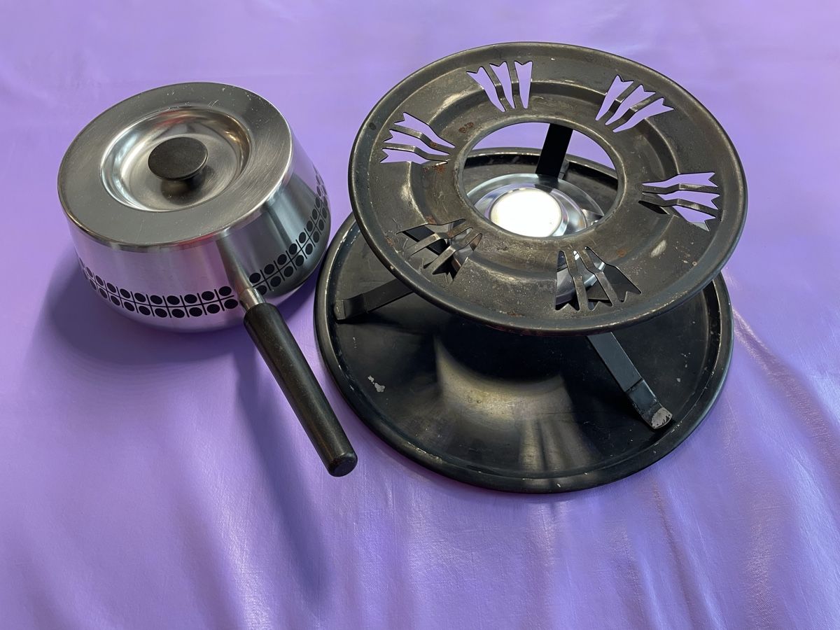 Fondue-/Fondue-Chinoise-Rechaude und Fondue-Chinoise-Pfanne (Gebraucht ...