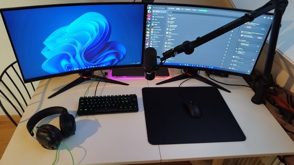 Komplettes Gaming Setup | RTX 3060 Gaming Laptop | Kaufen auf Ricardo