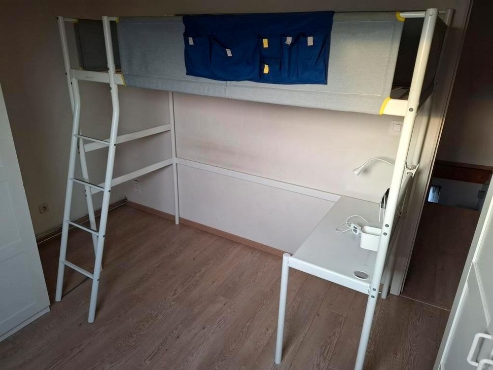 Lit mezzanine enfant avec bureau et sommier intégré (D'occasion) à ...