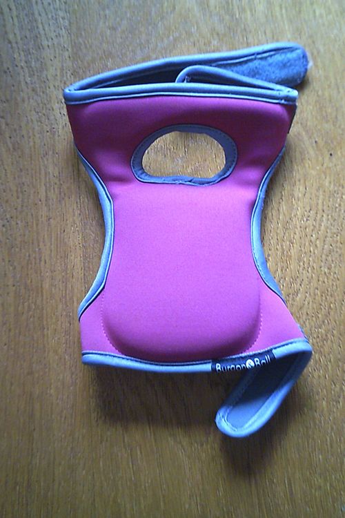 Knieschoner für Gartenarbeiten etc. (Neu (gemäss Beschreibung)) in Rüti ZH für CHF 7 – mit ...