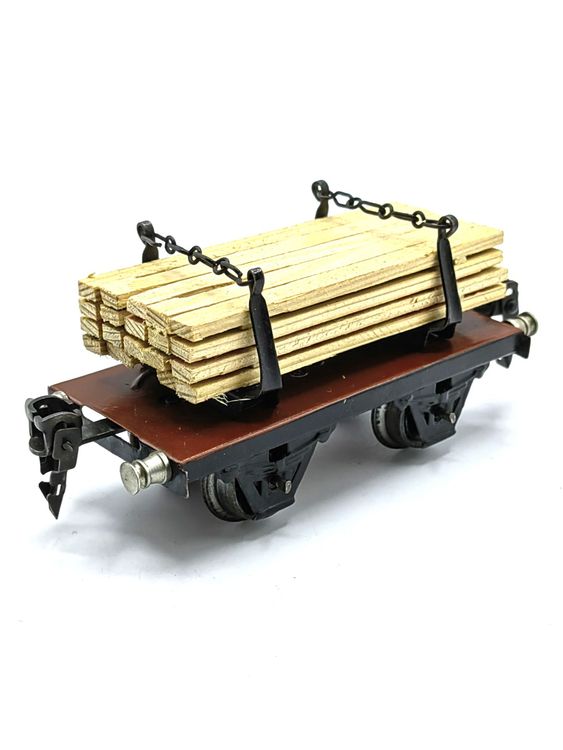 Spur 0 Märklin Bretterwagen, schöner Zustand (Gebraucht) in Basel für ...