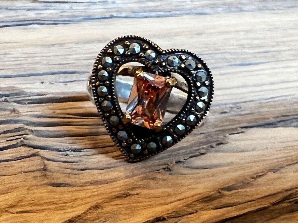 bezaubernder Ring mit hellorange Spinel i. Silber verg. G 55 (Gebraucht) in Bern für CHF 58 ...