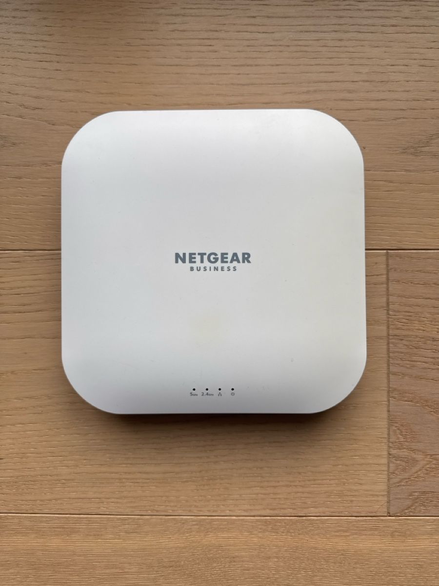 Netgear WiFi 6 AX3600 Access Point WAX218 - Neuwertig! (Gebraucht) in ...