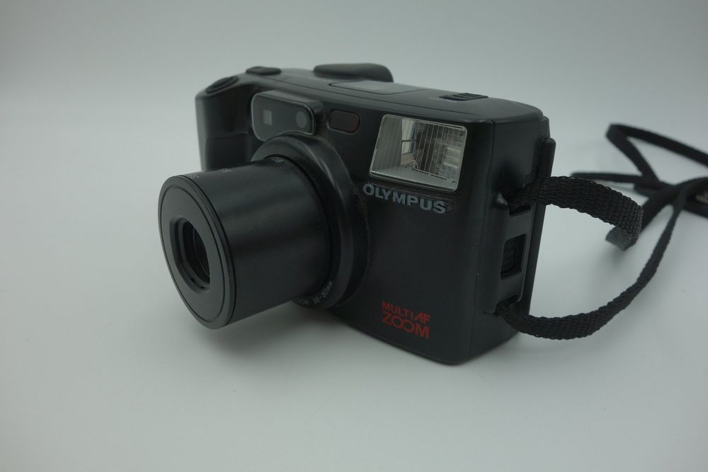 Olympus Multi AF Zoom Kamera (Gebraucht) in Wil SG für CHF 9 – mit ...