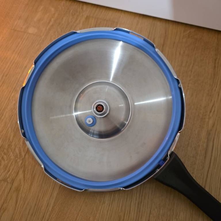 Autocuiseur Duromatic Kuhn Rikon, 5 litres/22cm (D'occasion) à Orbe ...