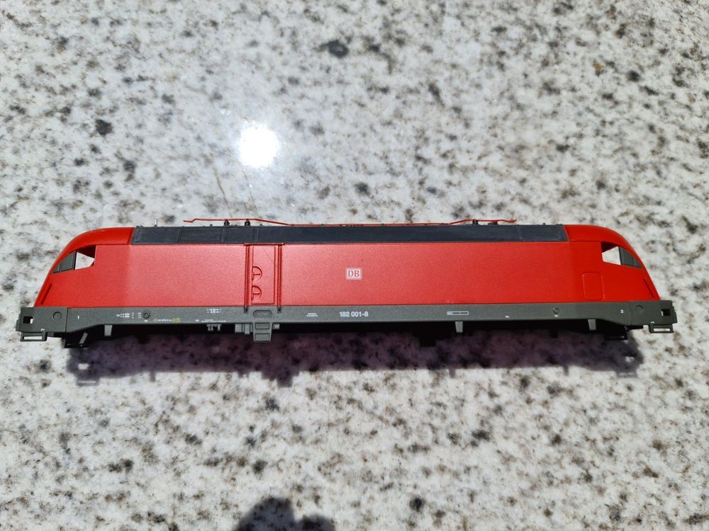 Lok Gehäuse BR 182 001-6 DB von Piko (Gebraucht) in Lanzenhäusern für CHF 2 – mit Lieferung auf ...