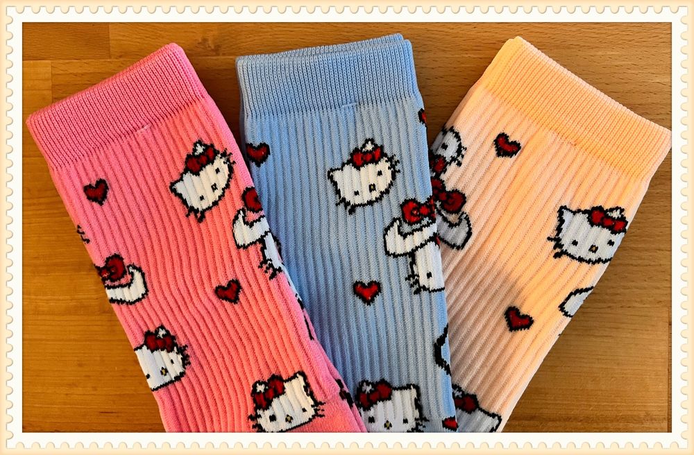 Hello Kitty- Nike Damen Socken/ Grösse 37-39 (Neu und originalverpackt ...