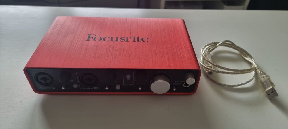 Focusrite Scarlett 2i4 Producer Pack (2. Gen) (Gebraucht) in für CHF 75 ...