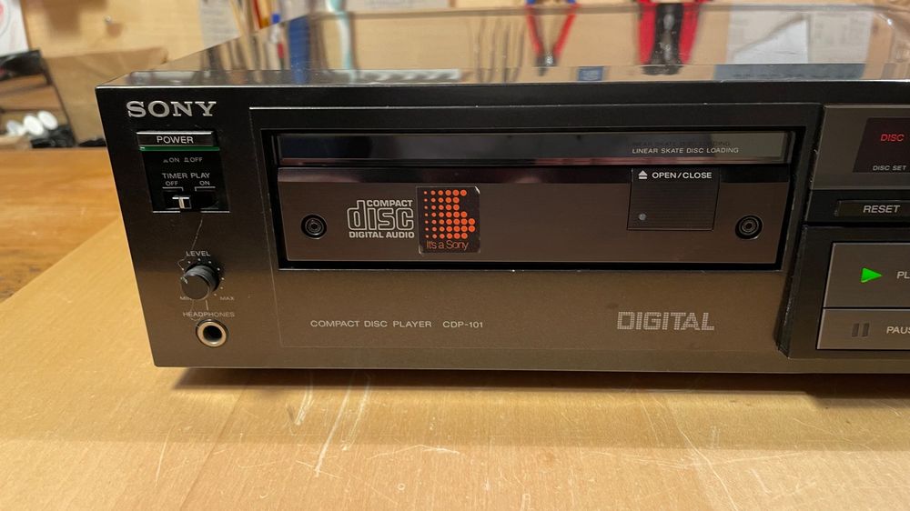 Sony CDP 101 - der erste CD Player von Sony (Gebraucht) in Uster für ...