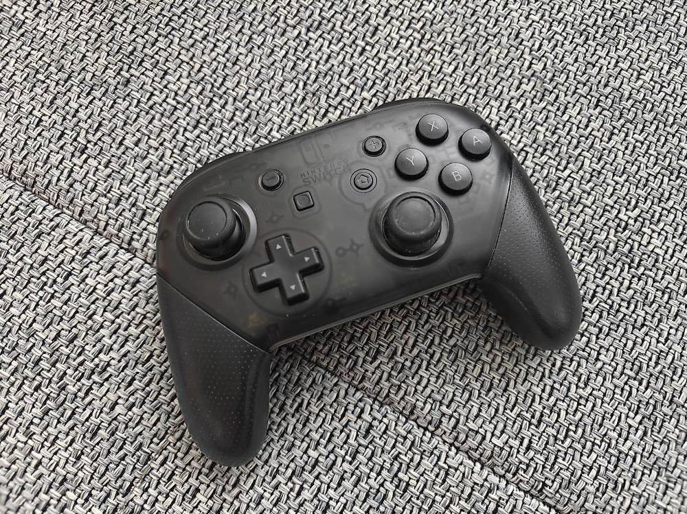 Nintendo Switch Pro Controller (Original) Kabellos (Gebraucht) in ...
