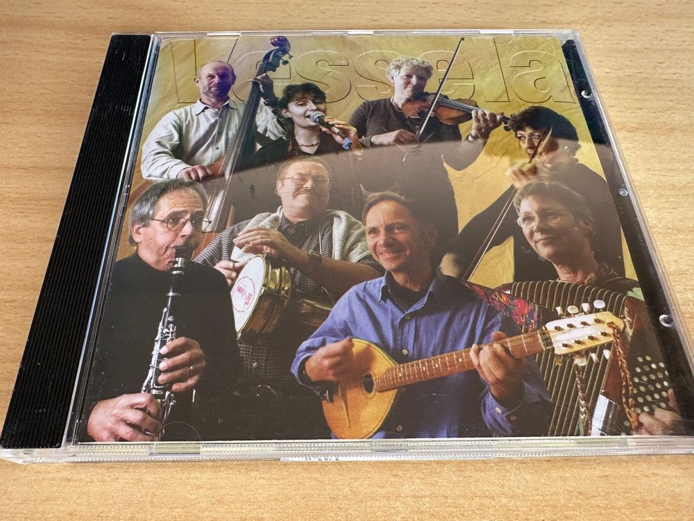 Vessela – Vessela (Gebraucht) in Rikon im Tösstal für CHF 12.5 – mit ...