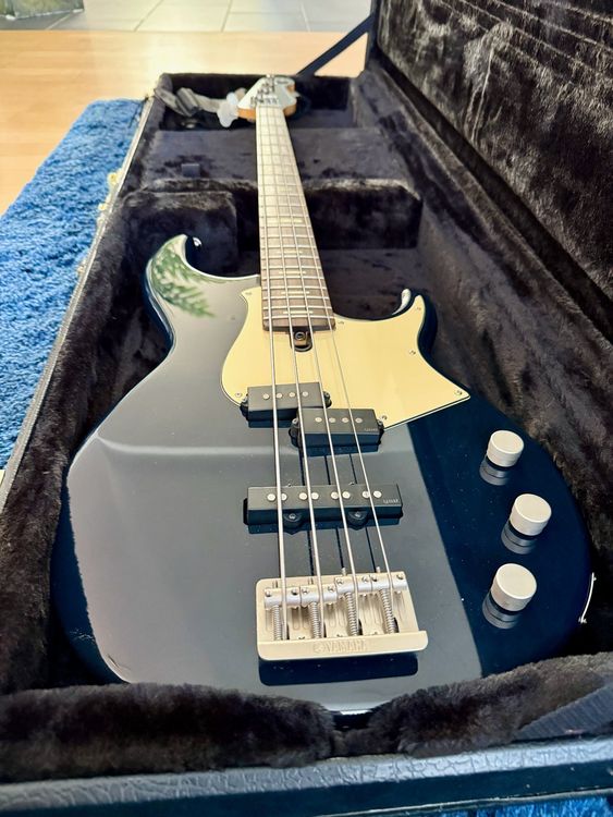 Yamaha BBP34 Pro Series Bass – Midnight Blue – Top Zustand (Gebraucht ...