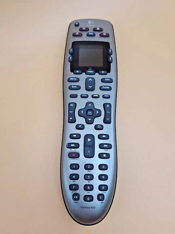 Télécommande universelle Logitech 915 Harmony 650 (D'occasion) à Renens ...