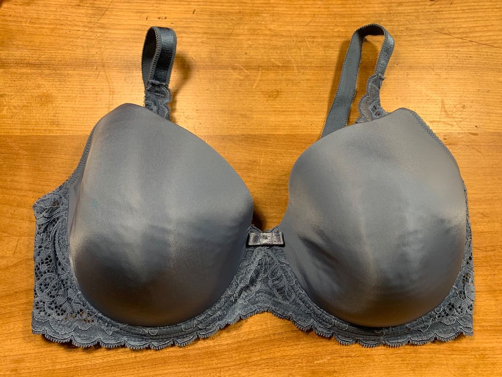 Triumph BH, 90D, neuwertig (Neu (gemäss Beschreibung)) in Bülach für ...