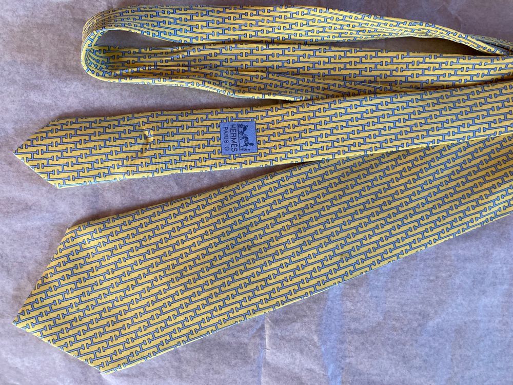 Original Hermès Kravatte (Gebraucht) in Bassersdorf für CHF 45 – mit Lieferung auf Ricardo kaufen