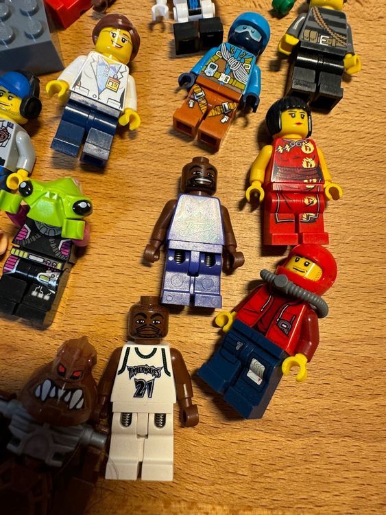 Lego Viele Figuren ninjago Simpsons etc. (002) | Kaufen auf Ricardo