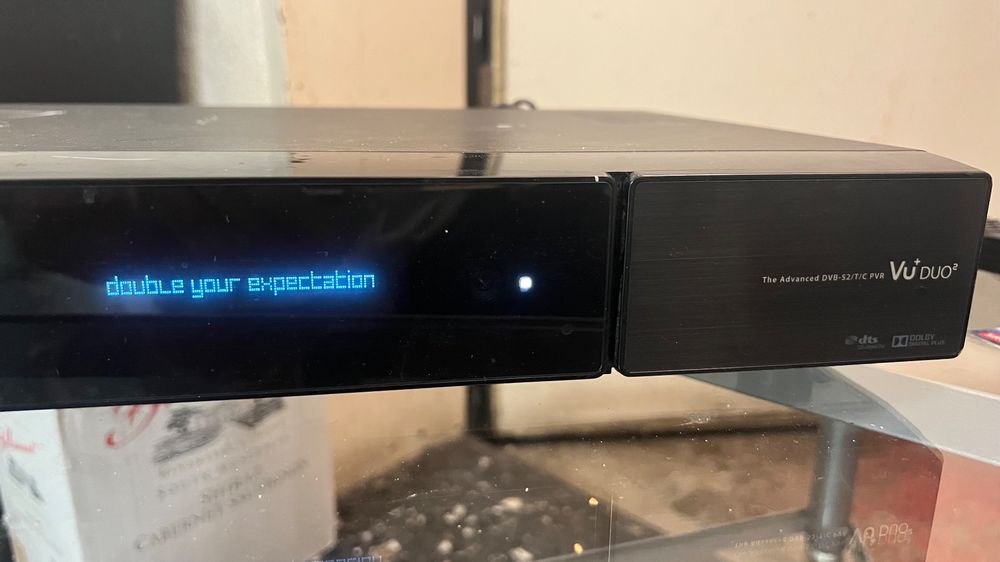 VU+ DUO2 Linux Receiver für Satelliten (Defekt) in Zürich für CHF 100 – mit Lieferung auf ...