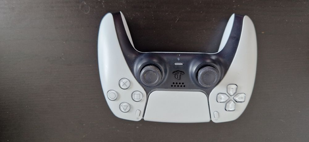leicht defekter ps5 controller (Defekt) in Romanshorn für CHF 20 – mit ...