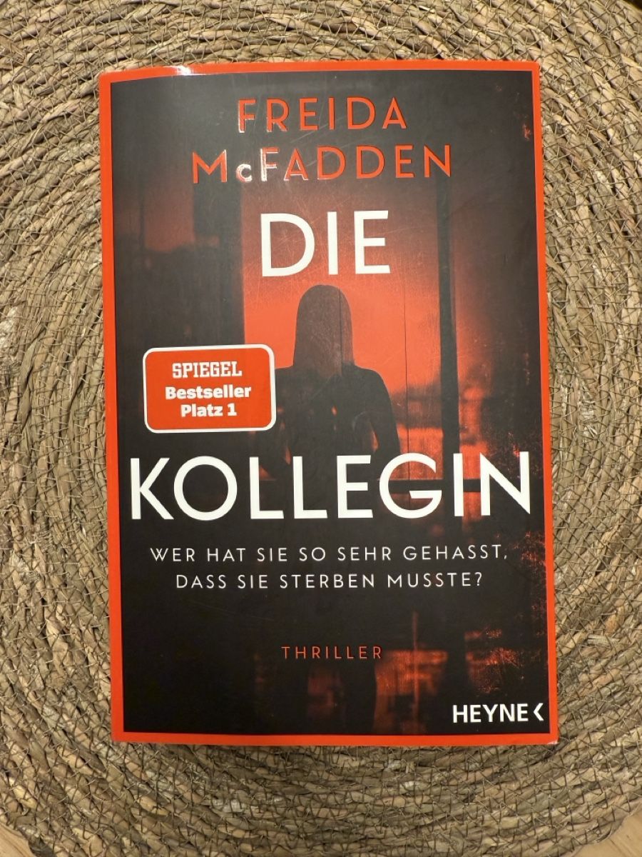 The Colleague by Freida McFadden - Thriller Bestseller! (Gebraucht) in ...