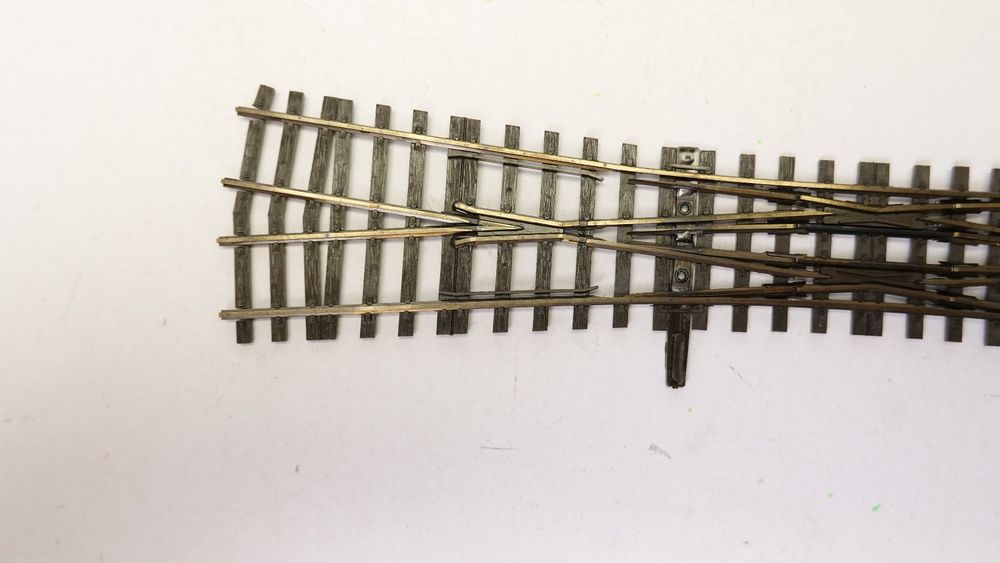 e8 Bemo 4294 667 Doppelkreuzungsweiche Code 70 (Gebraucht) in Thun für CHF 69 – mit Lieferung ...