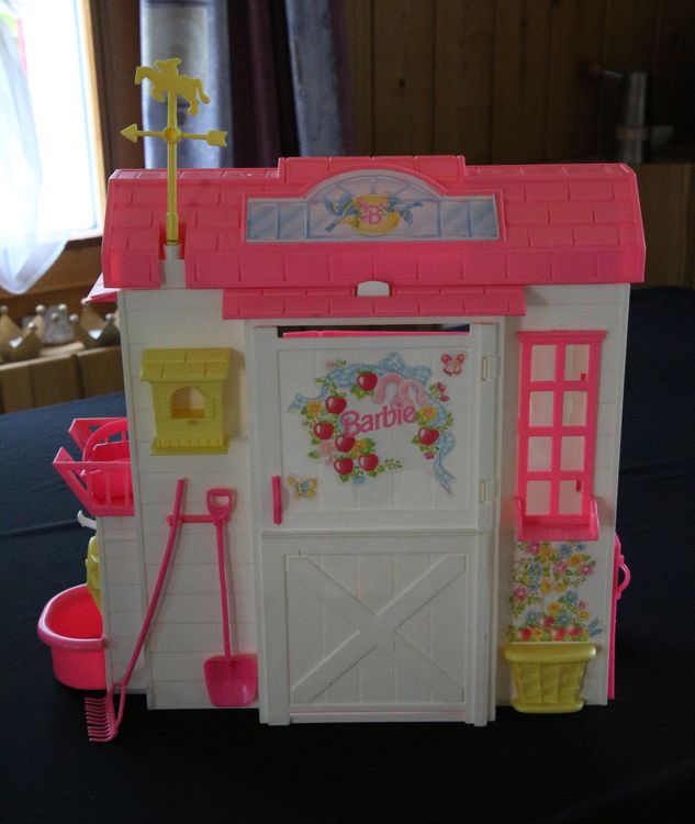 Barbie Pferdestall (Gebraucht) in Eschlikon TG für CHF 15 – mit ...