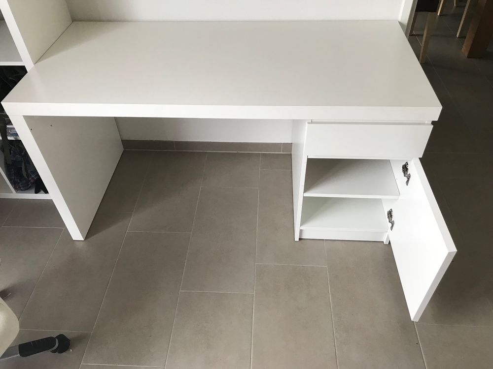 Ikea Malm Schreibtisch und Chefsessel Paul TecTake (Gebraucht) in für ...