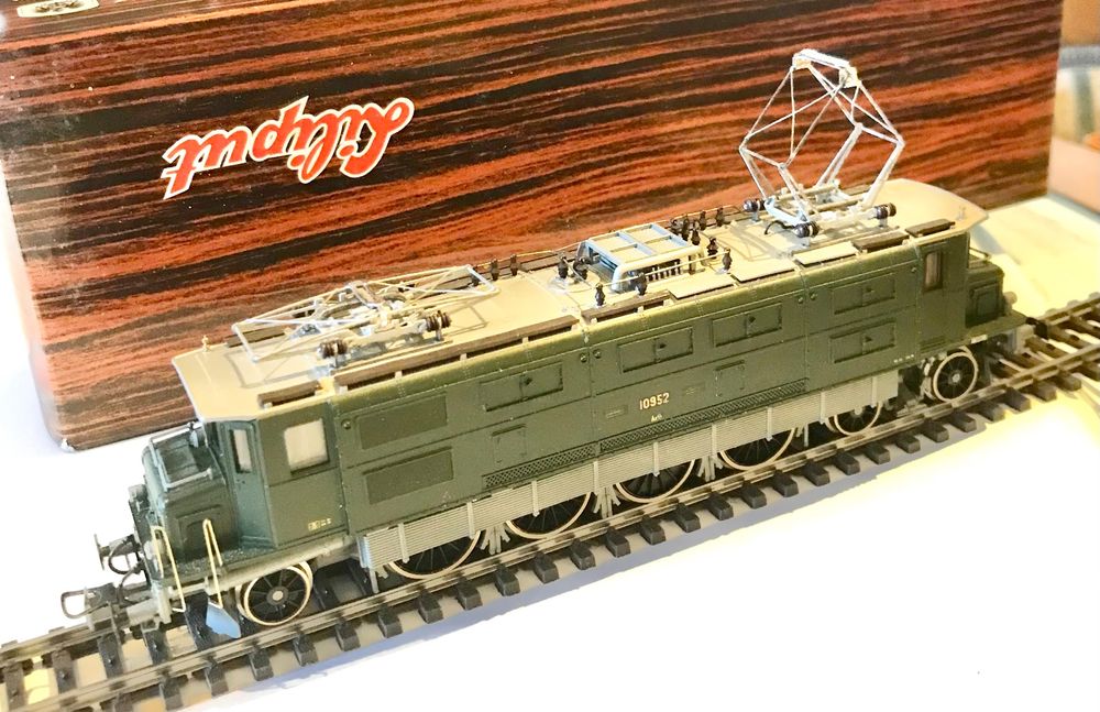 Digitale SBB Ae4/7 Liliput H0 AC in OVP (Gebraucht) in Monteggio für CHF 144 – mit Lieferung auf ...