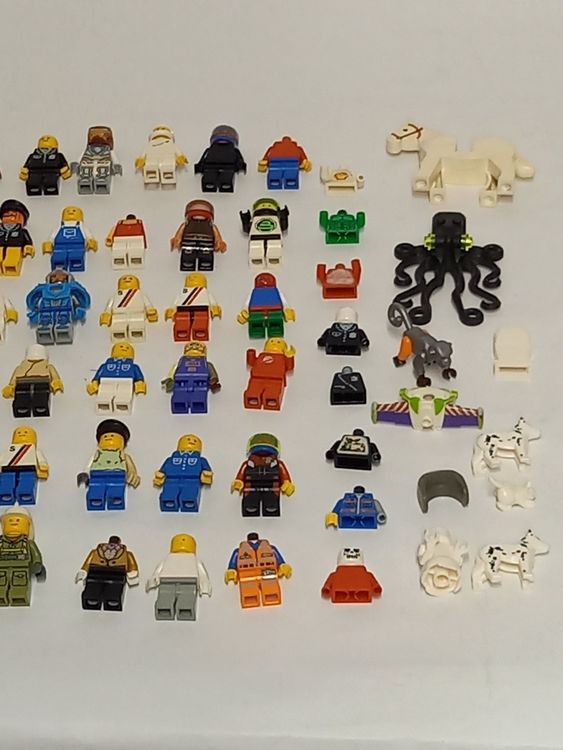 Lego Minifiguren City, Space, Ritter, Ninjago und Tiere (Gebraucht) in Derendingen für CHF 32 ...