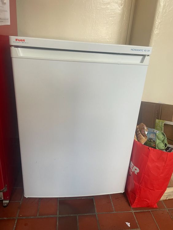 Fust Novomatic KS129 - Kühlschrank (Gebraucht) in Zürich für CHF 150 – nur Abholung auf Ricardo ...