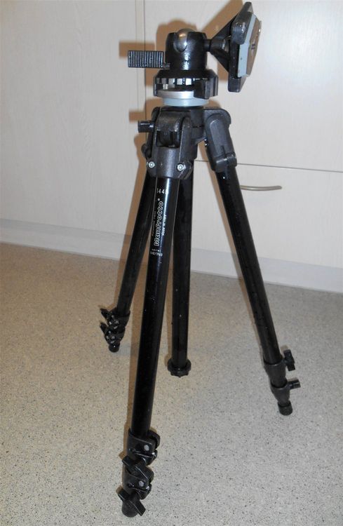 HOCHWERTIGES MANFROTTO 144B STATIV | Kaufen auf Ricardo