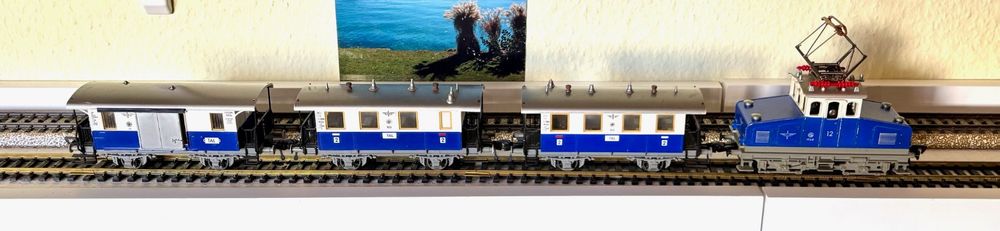 H0-Fleischmann EDELWEISS Nostalgie-Zug 4-teilig, blau/beige (Gebraucht) in Gelterkinden für CHF ...