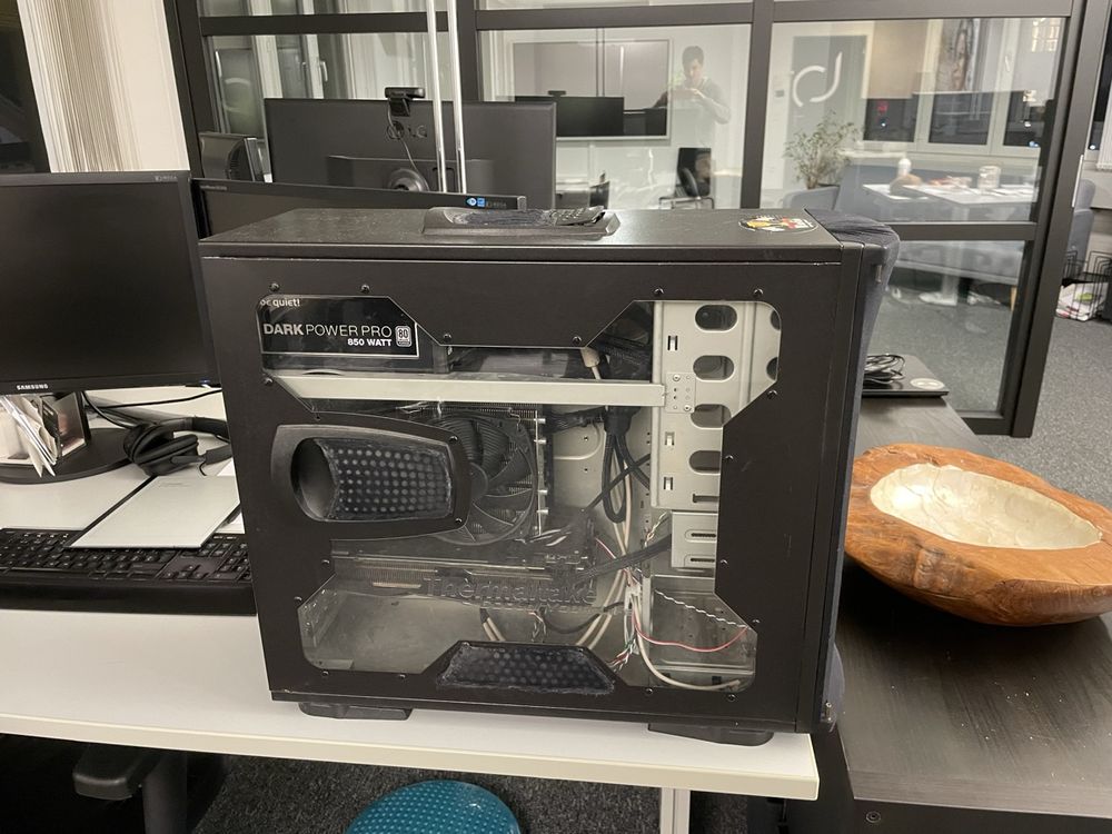 Gaming PC Intel i9-7900X, 128GB RAM, RX580 - Top Zustand! (Gebraucht ...