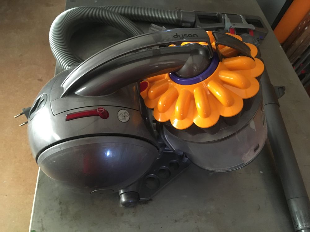 Dyson Staubsauger Stinkt Verbrannt